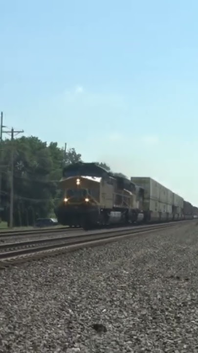 UP 6377 West - YouTube