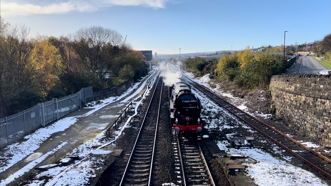 LNER A2 60532 Blue Peter Steam loco through Sheffield on Saphos Trains ...