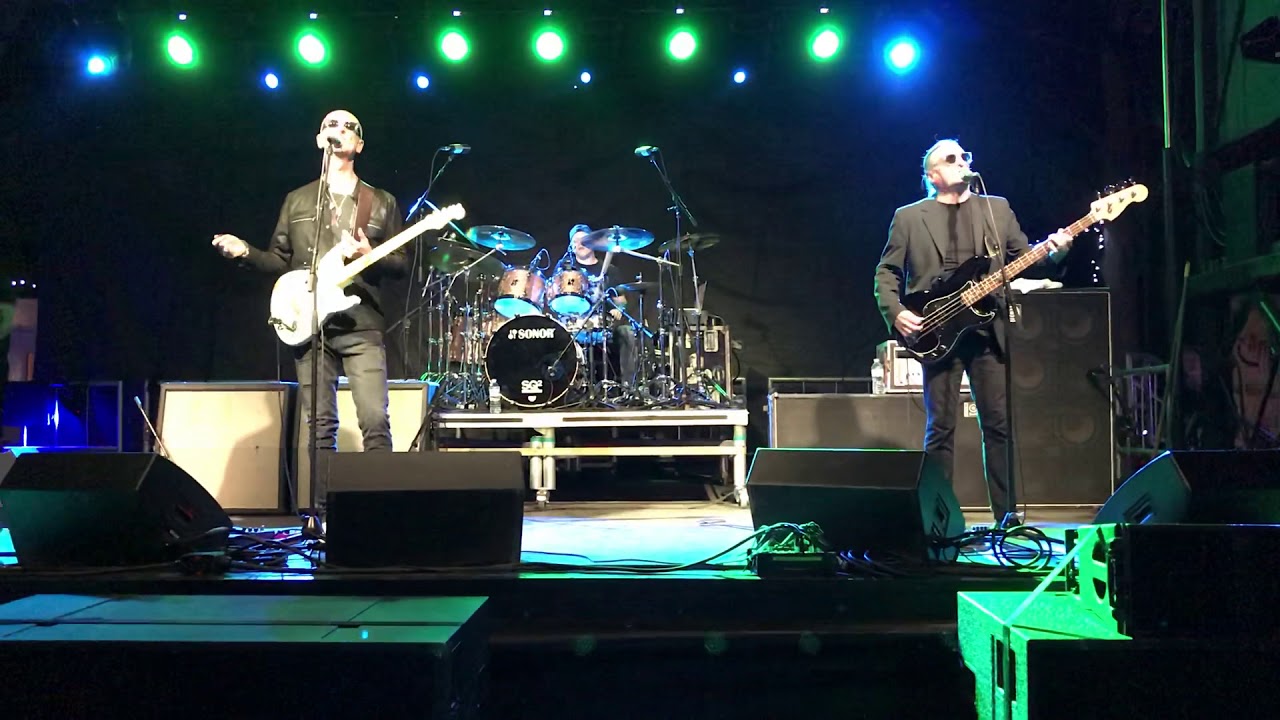 Kim Mitchell featuring Peter Fredette - YouTube