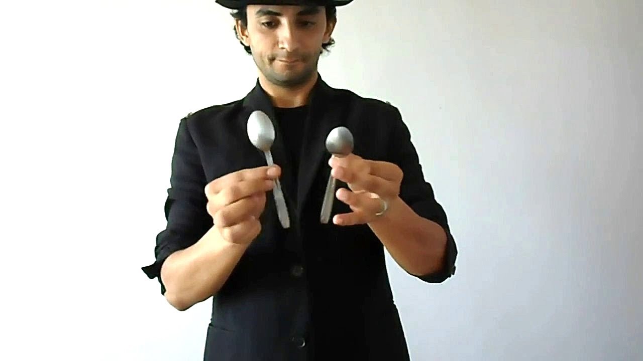 Amazing Spoon Bending Magic Trick Revealed! - YouTube