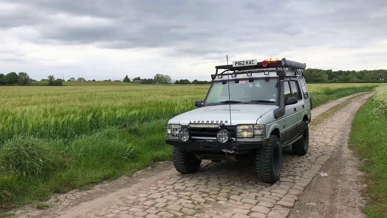 LAND ROVER DISCOVERY 1 OFF ROAD ON LOCAL TRACK - YouTube