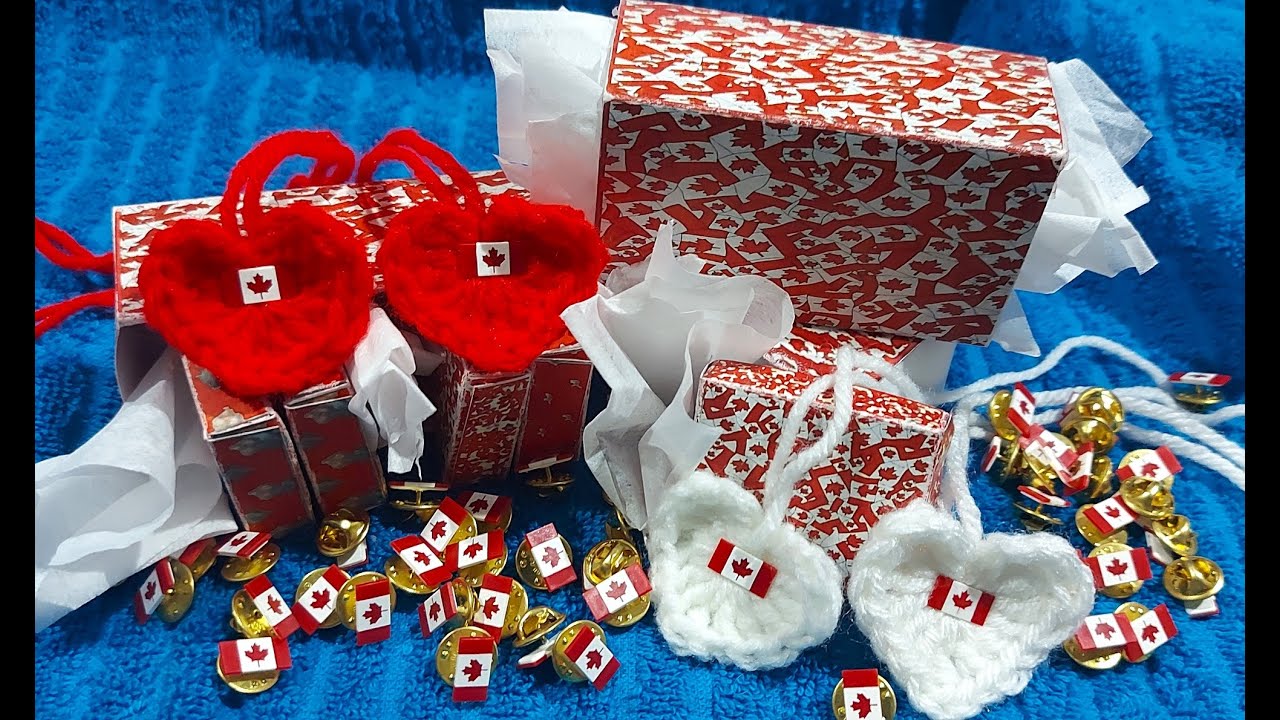 Jo Love’s Creations Canadian Souvenir Retro Gift Box with Vintage ...