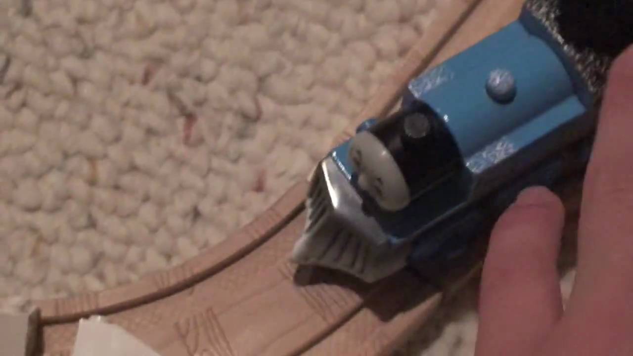 S1 E4: Thomas's Christmas Adventure 2/3 - YouTube