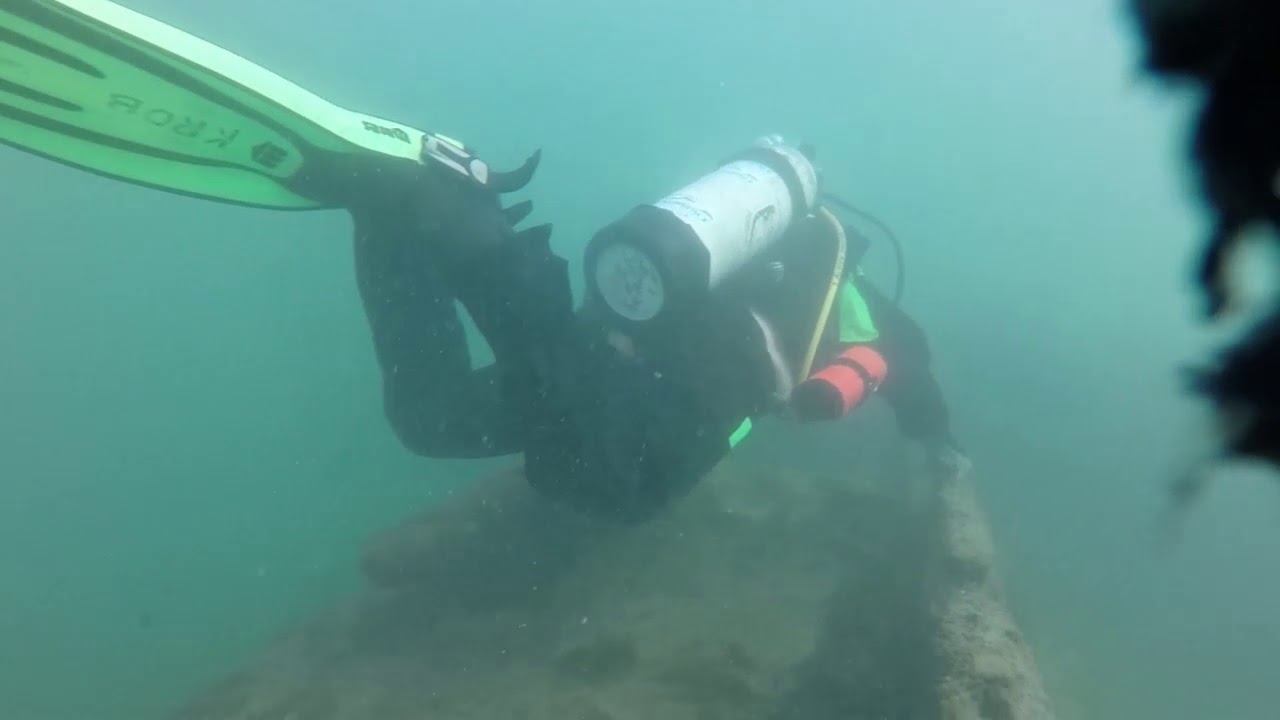 Niagara River dive from Railway Bridge and Barge 2019-09-21 - YouTube