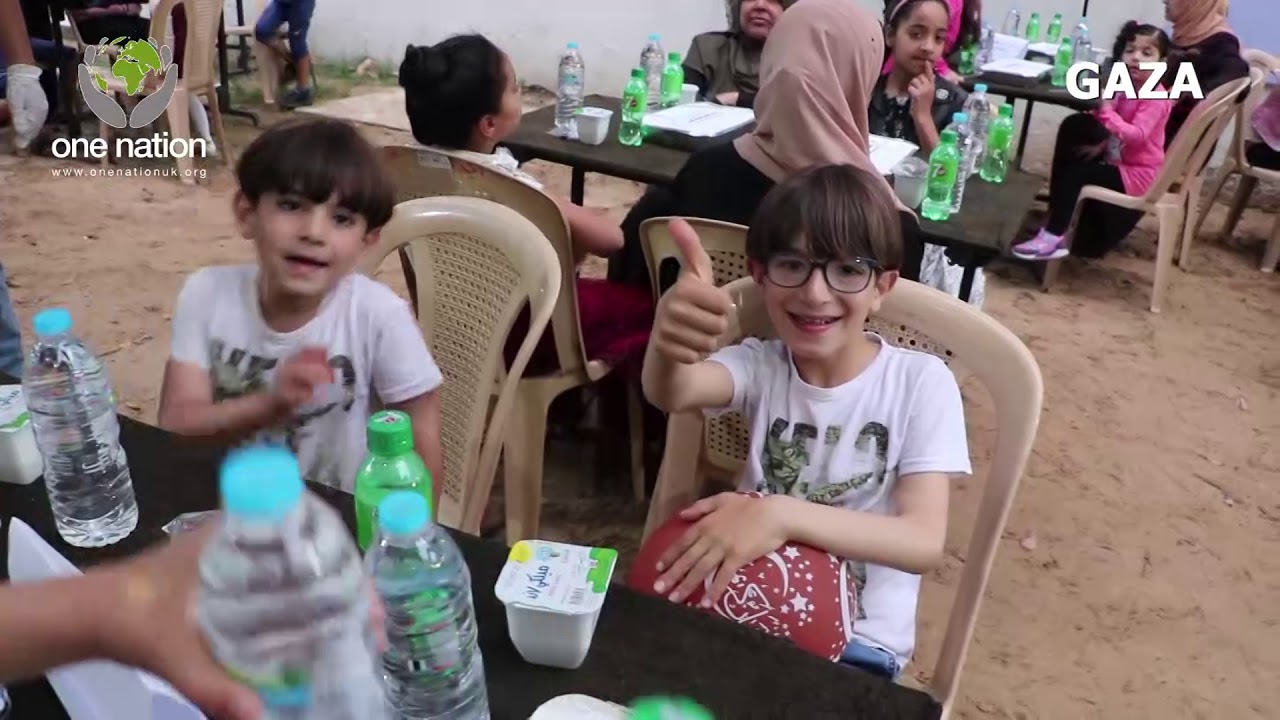 Ramadan in Gaza _ Iftar Distribution to Orphans - YouTube