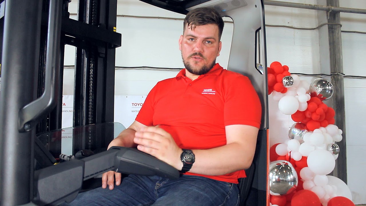 Обзор на новый ричтрак RRE200H от TOYOTA - YouTube