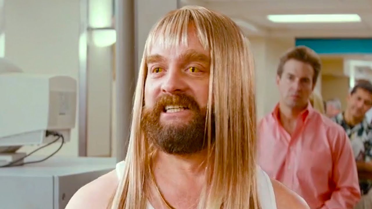 Masterminds (2015) - Davids Airport Disguise - YouTube