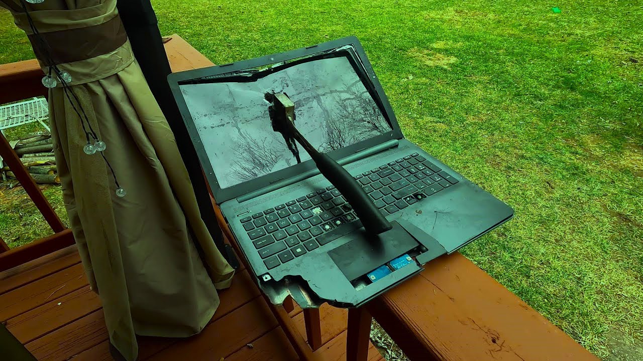 30 Ways to Destroy a Laptop (HOLIDAY SPECIAL) - YouTube