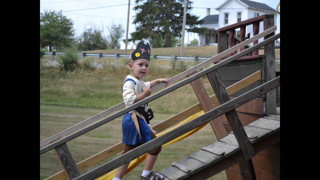 Lars family prayer song slide show - YouTube