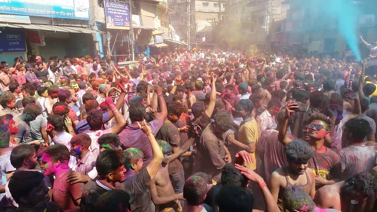 Guwahati fancy bazaar holi special 2017 - YouTube