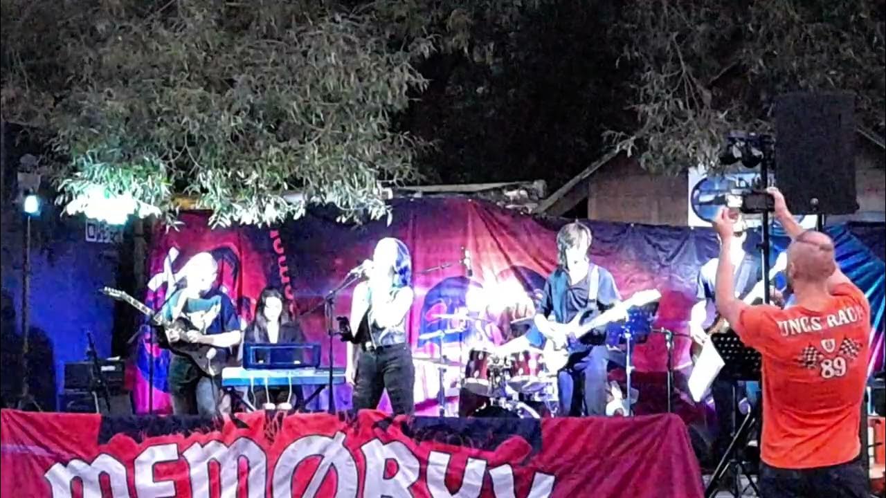 Knockin’ on Heaven’s Door - zpěva Daniela Ulrichová a MemoryX - živé ...