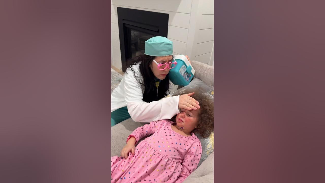 Sister saved her life - daddy’s love - always help those in need #shorts - YouTube