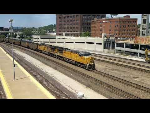 UP EB Coal Train and BNSF EB 1x2 Stacktrain. Kansas City, MO 5/18/24 - YouTube