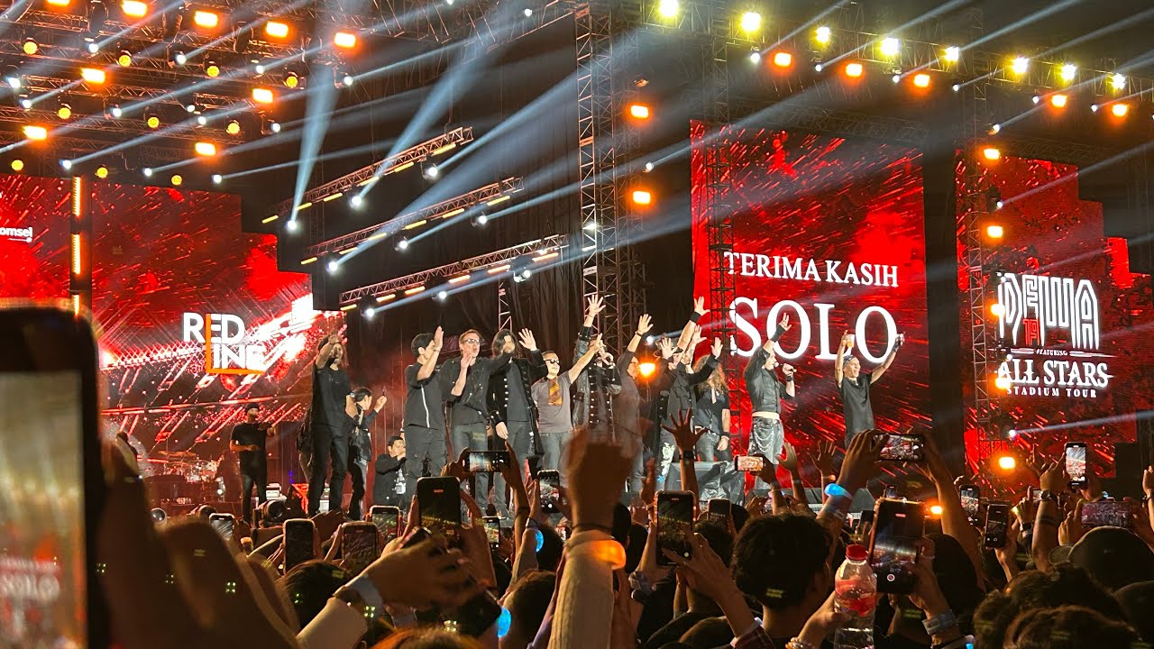 Duo Sejoli Feat Sandy sandoro Dewa 19 Live - YouTube