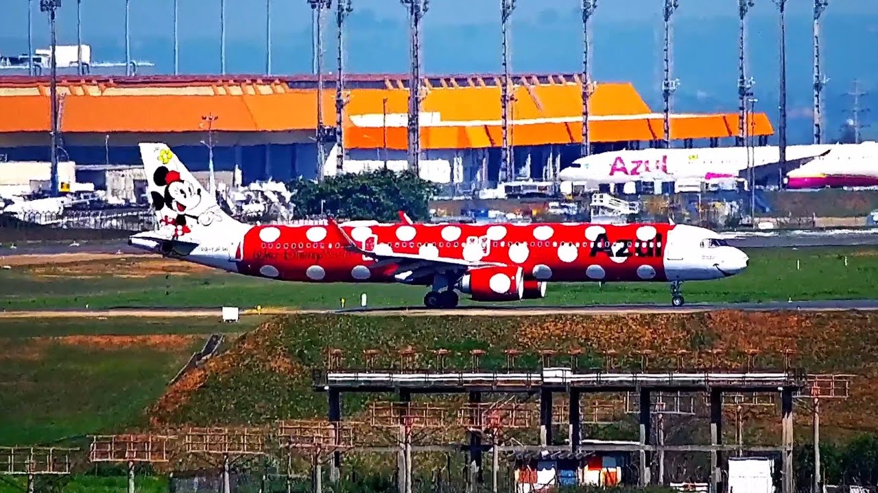 AVIÃO DA AZUL COM PINTURA ESPECIAL WALT DISNEY WORLD - MINNIE MOUSE ...