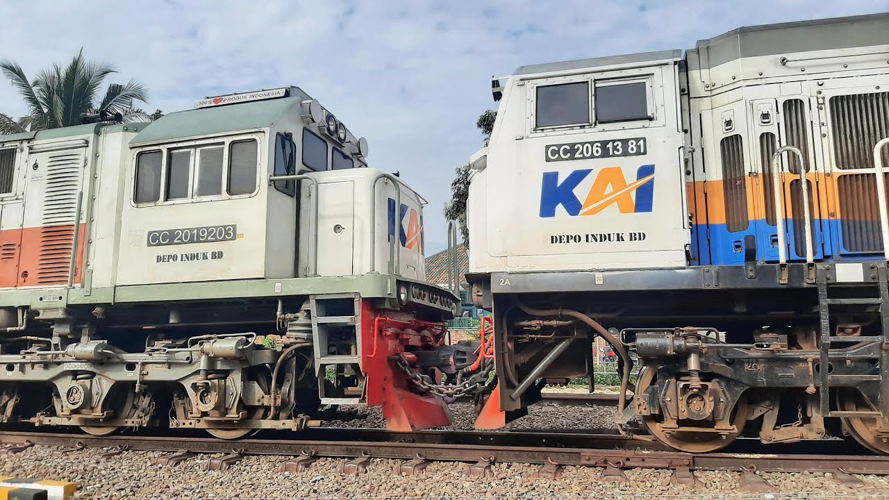 LOKOMOTIF JIKA DIGABUNGKAN MAKIN GACOR EY ! Gabungan Lok CC 201 Dan CC ...