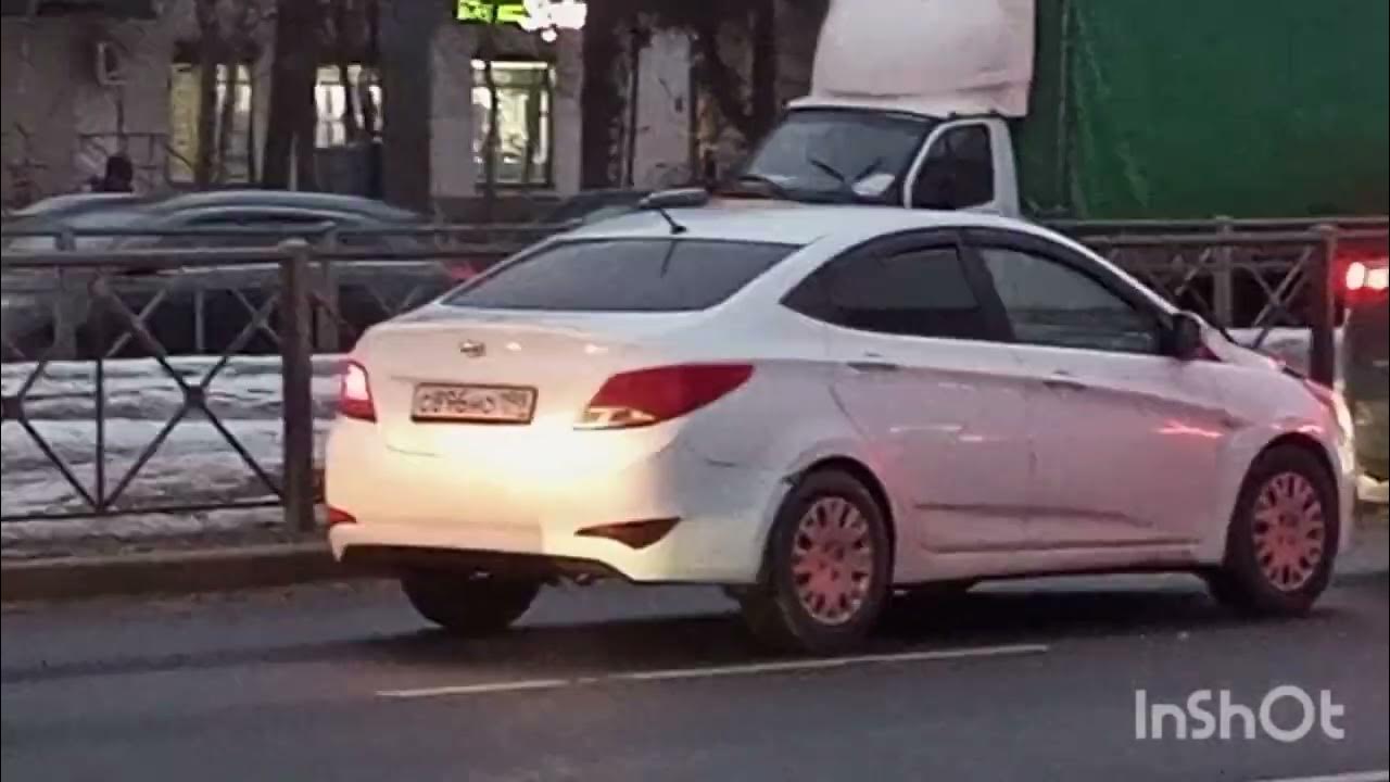 Hyundai Solaris и его мигающие задние габаритные фары. - YouTube