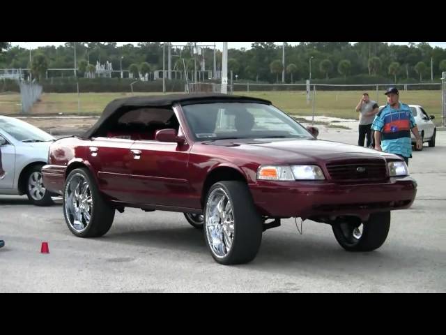 Crown Vic On 22 Inch 1999