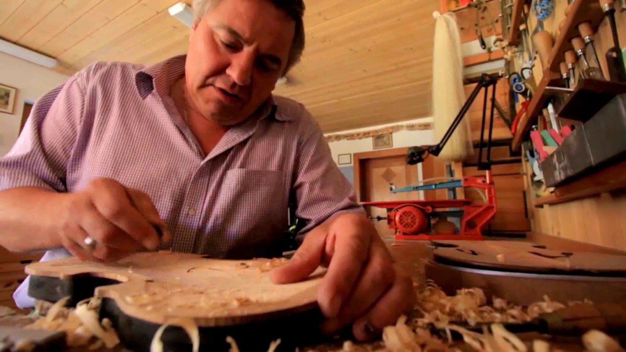 Geigenbauer Rainer Leonhardt aus Mittenwald - YouTube