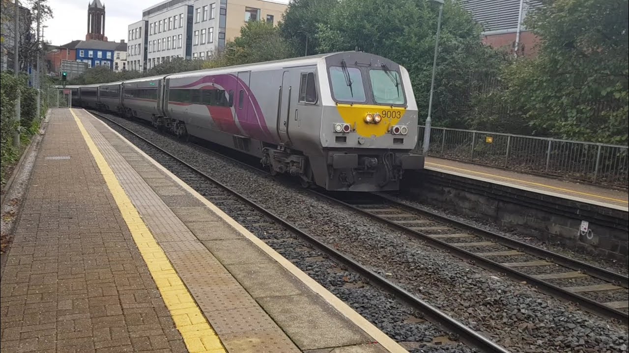 NIR & Irish Rail De Dietrich enterprise passing City hospital 19/11/22 ...