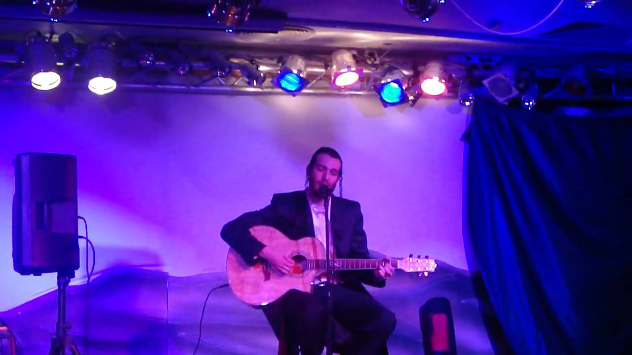 berry weber -singing aheim in golden tulip (nirvana) hotel - YouTube