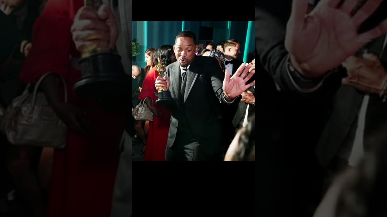 Jada Caught Laughing @ Chris Rock - YouTube