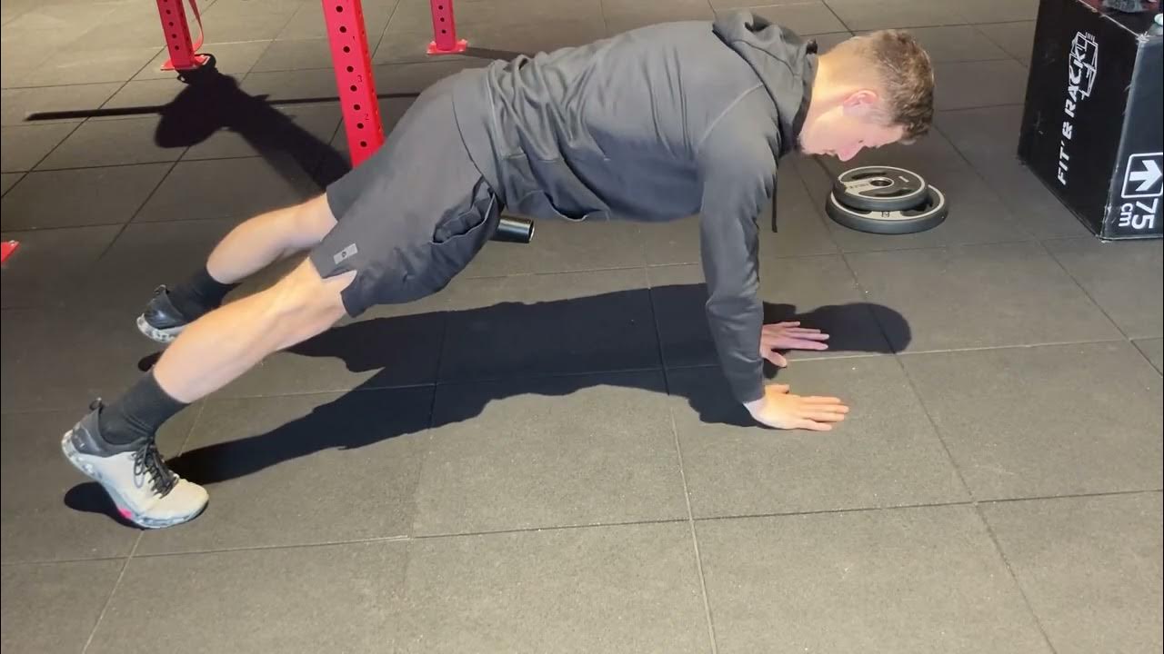 Plank Shoulder Taps - YouTube