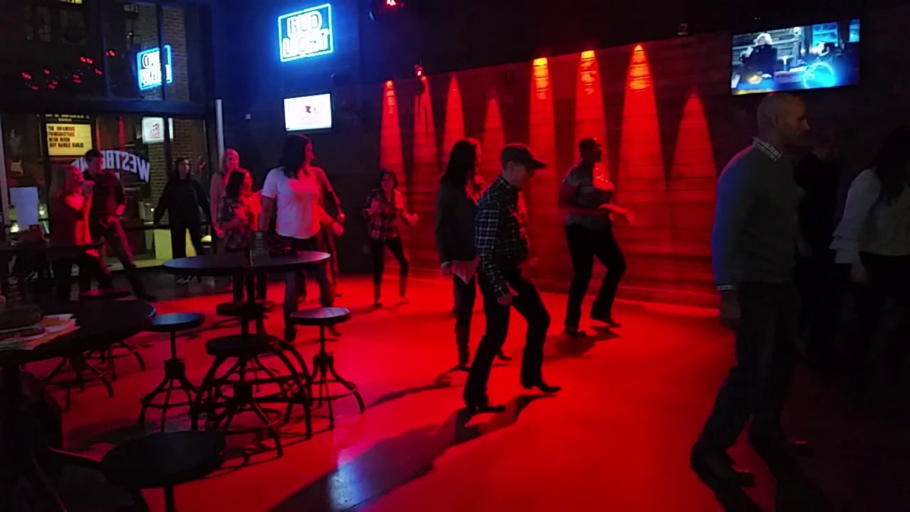 Line dance at Westbound bar, Chattanooga - YouTube