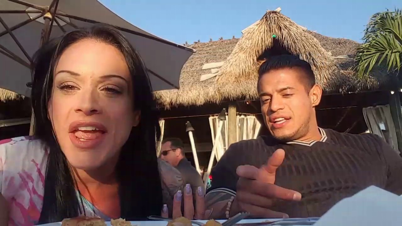 Snook's Restaurant Miami Florida Key West - YouTube