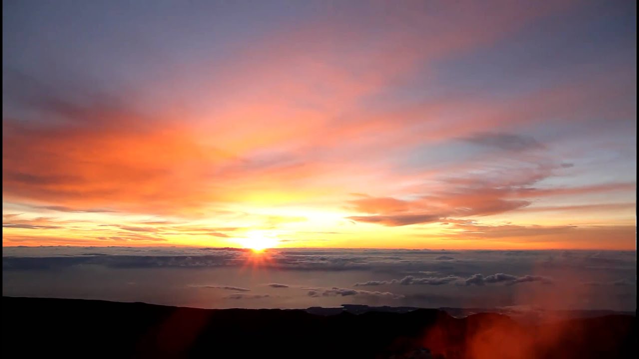 Sunrise on the Pico del Teide [3718 m] - YouTube
