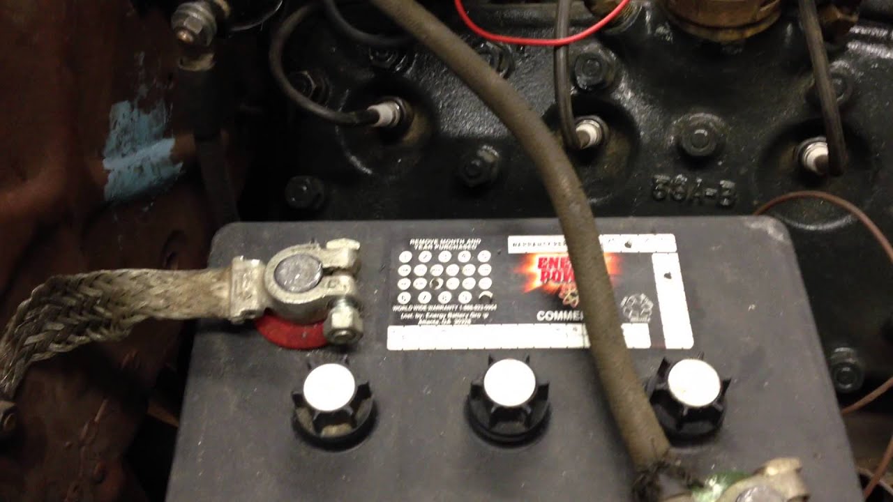 1942 - 1946 Ford Flathead V8 Runs! - YouTube