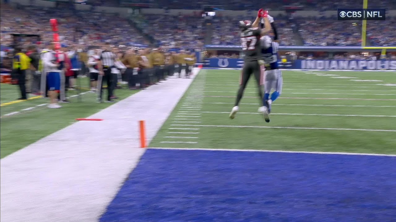Crazy catch sets up Mike Evans touchdown - YouTube