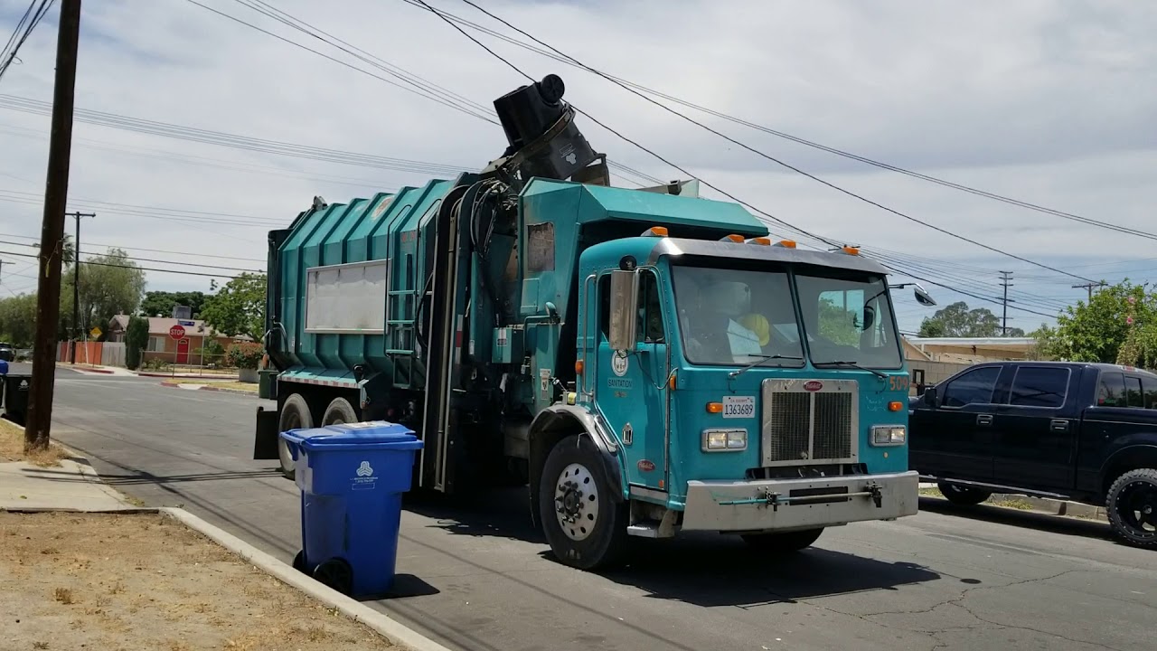 Revving Pete/Amrep ASL Garbage Truck on Trash - L.A. Sanitation - YouTube