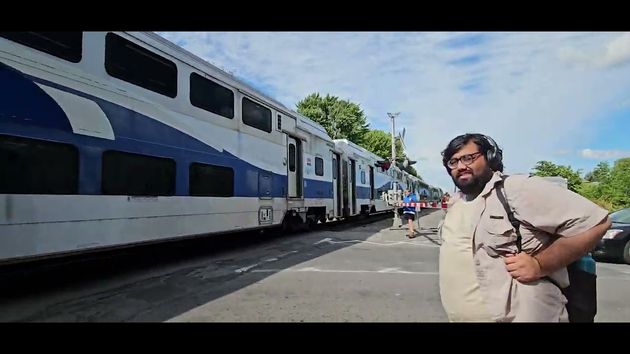 Allo Exo Commuter Train At Montreal Canada. - YouTube