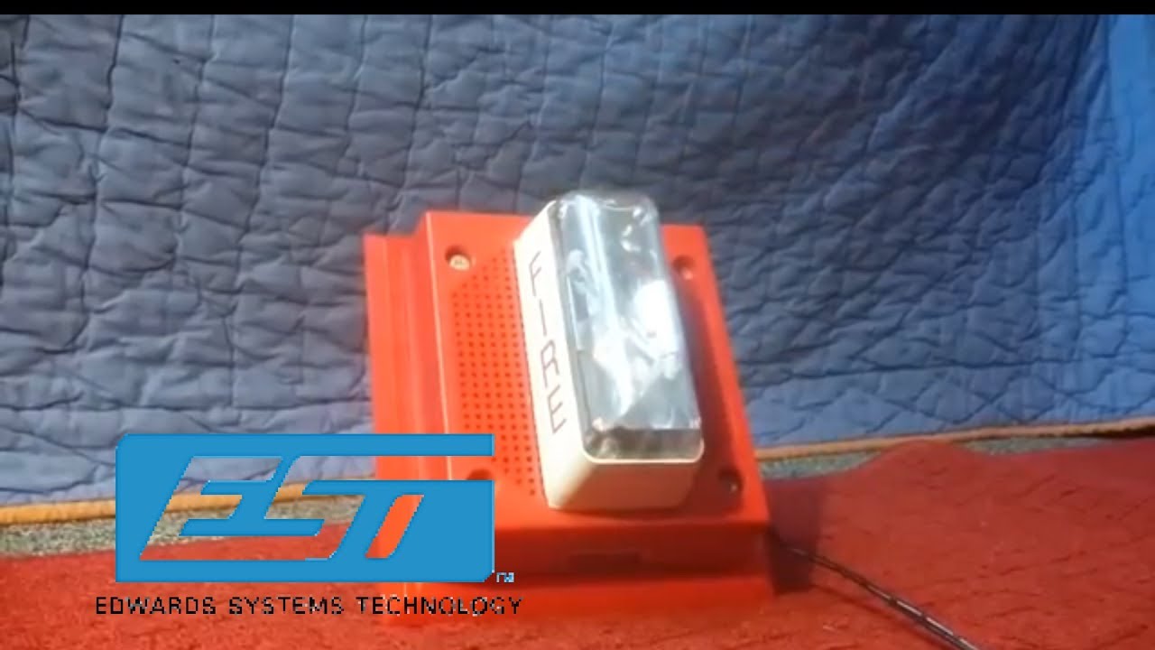 EST Pre-Integrity 792-7A-006 Horn/Strobe - YouTube