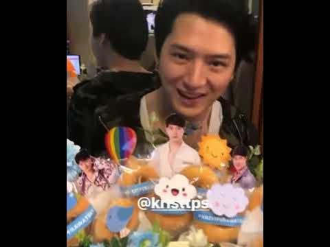 Yuyu always support Khun P♥ - YouTube