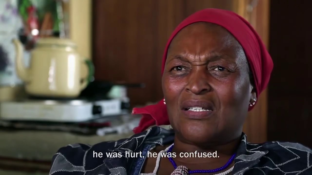 Soweto Uprising: The Story Behind Sam Nzima's Photograph | 100 Photos ...