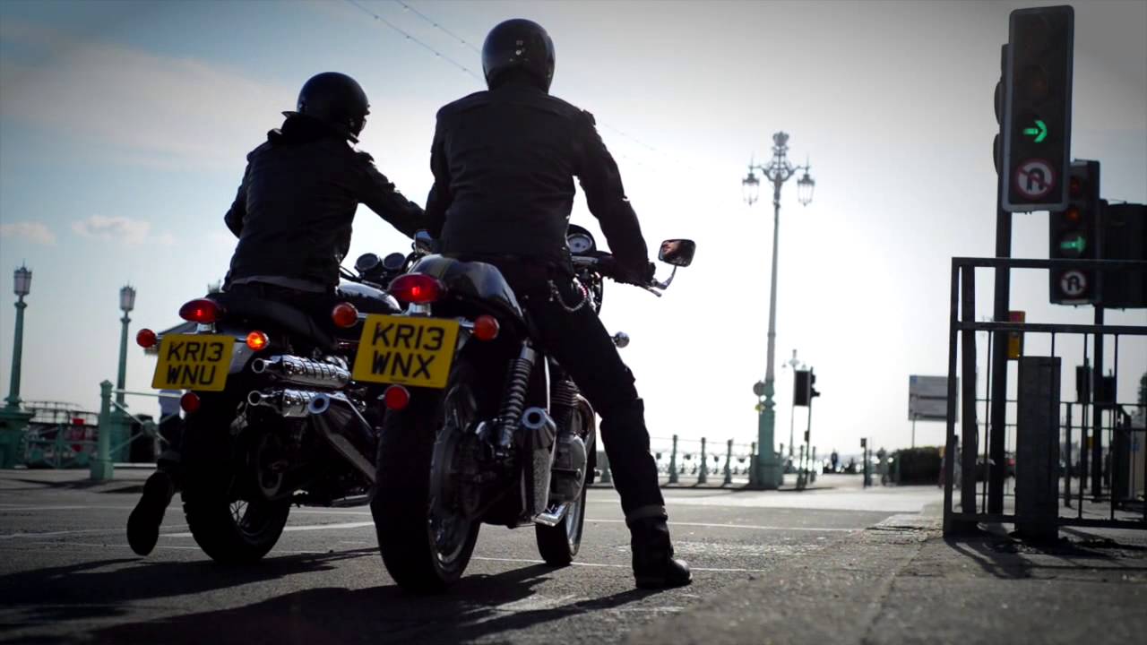 2014 Triumph Classics FTR 30 - YouTube