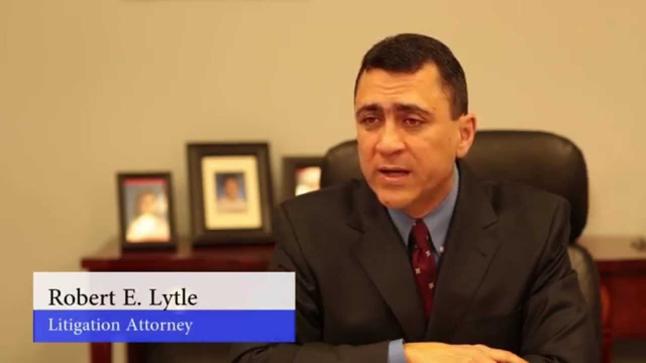 Szaferman Lakind Litigation Attorney Robert E. Lytle - YouTube