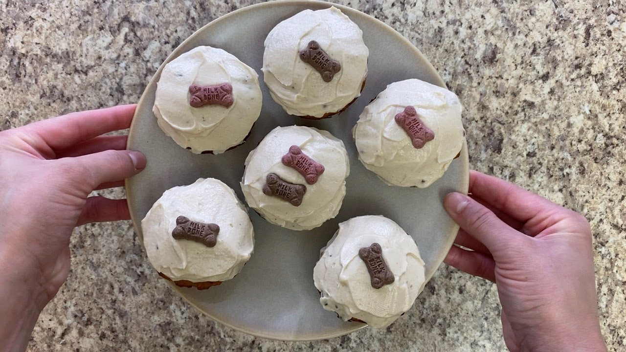 "Pupcakes" Recipe (Dog-Friendly Cupcakes) - YouTube