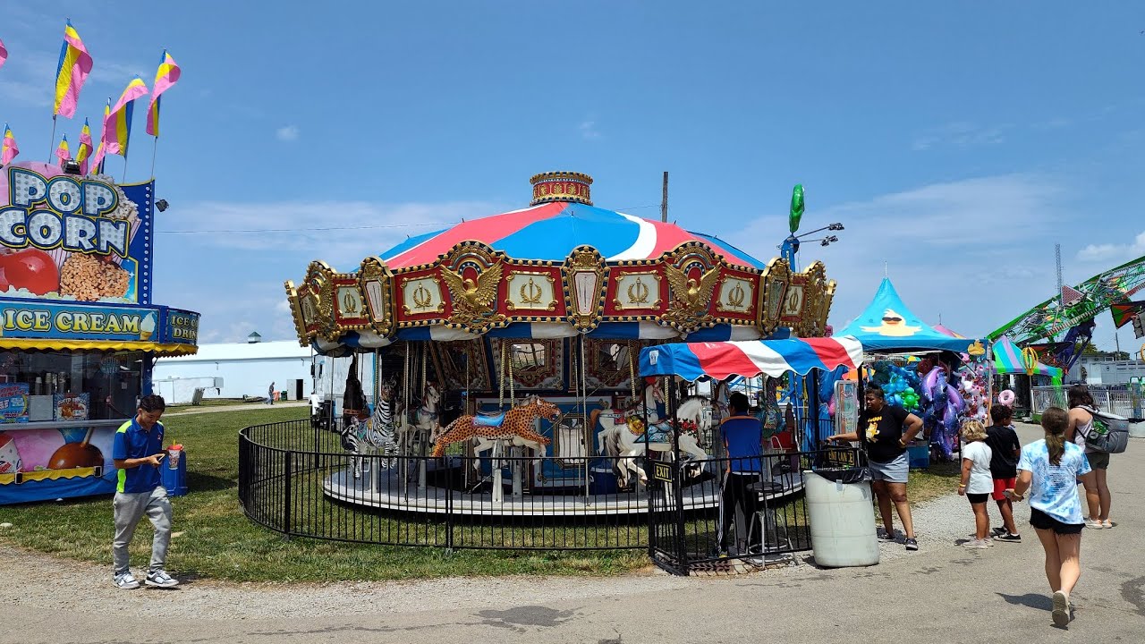 Madison County Fair midway 2024 - YouTube