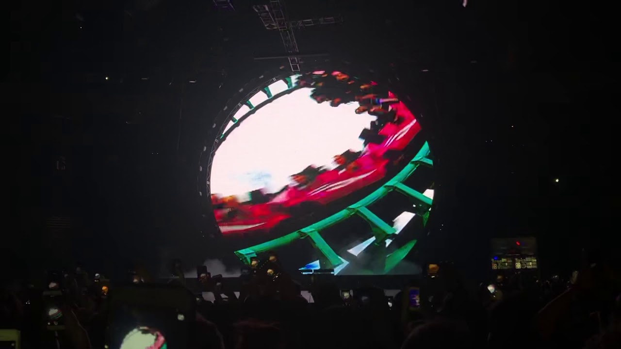 Travis Scott- Intro / Stargazing (Astroworld Tour, Pittsburgh PA) - YouTube