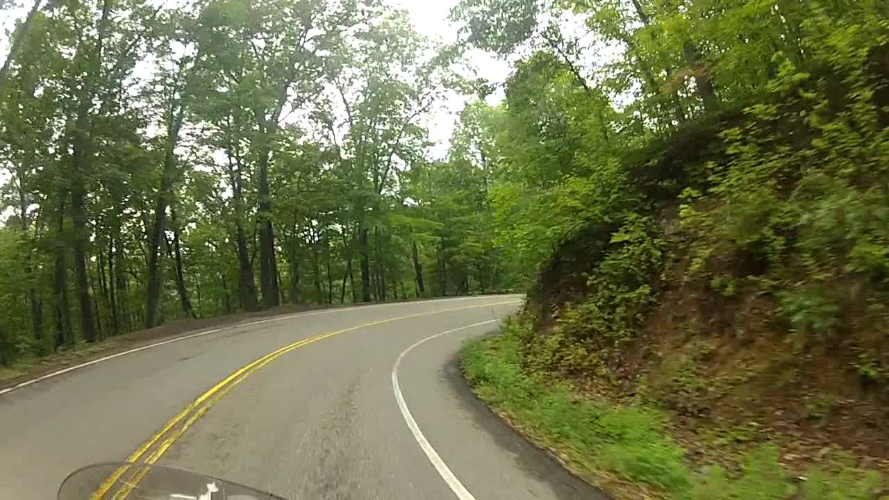 Driving the Dragon's Tail - Hwy 129 TN. - YouTube