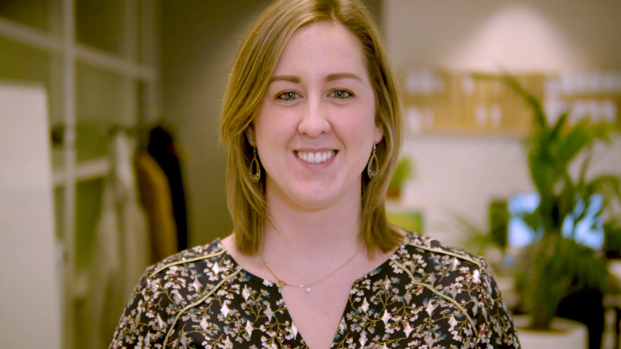 Travailler à la BNB, ça présente quels avantages ? - YouTube