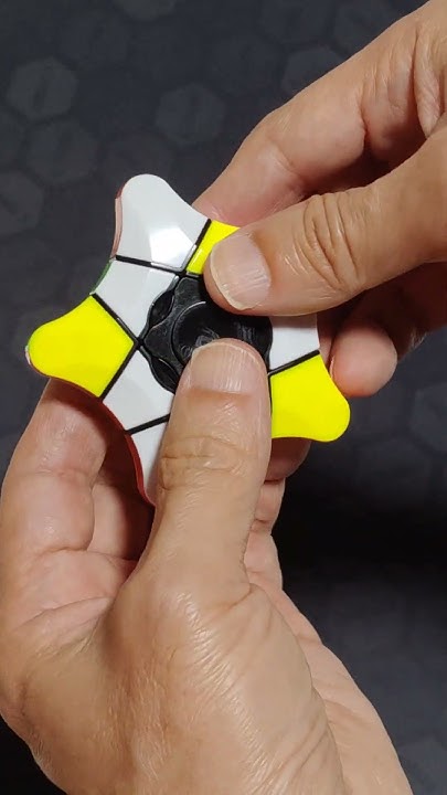 Pentagon Fidget Spinner Solve #Shorts - YouTube