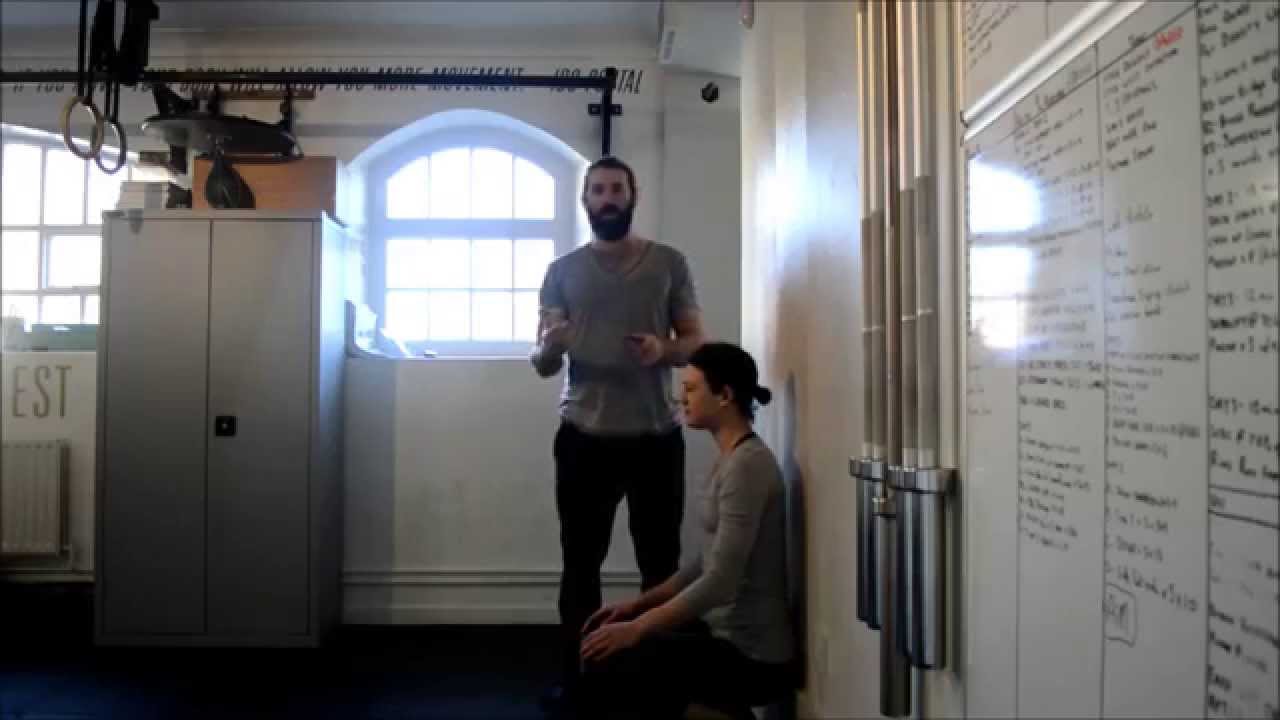 How to Balance a Handstand: Toe pulls - YouTube