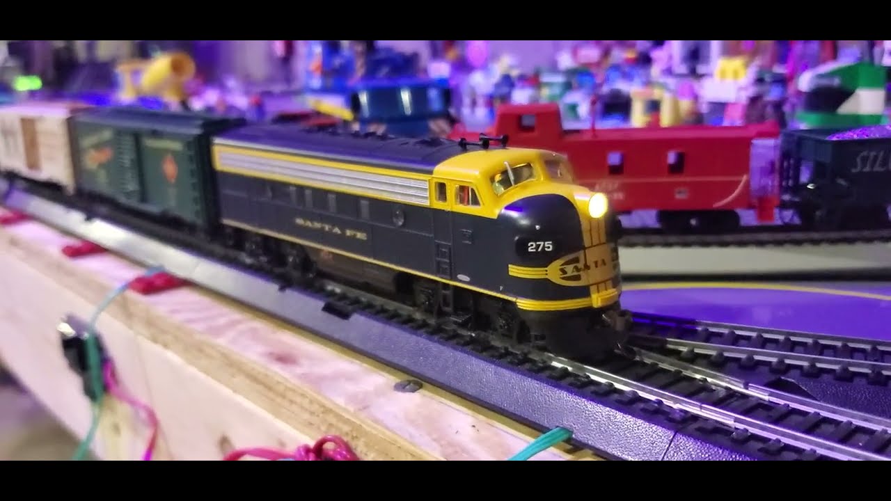 Bachmann HO Scale DCC Sound Value Equipped F7-A Diesel Locomotive with ...
