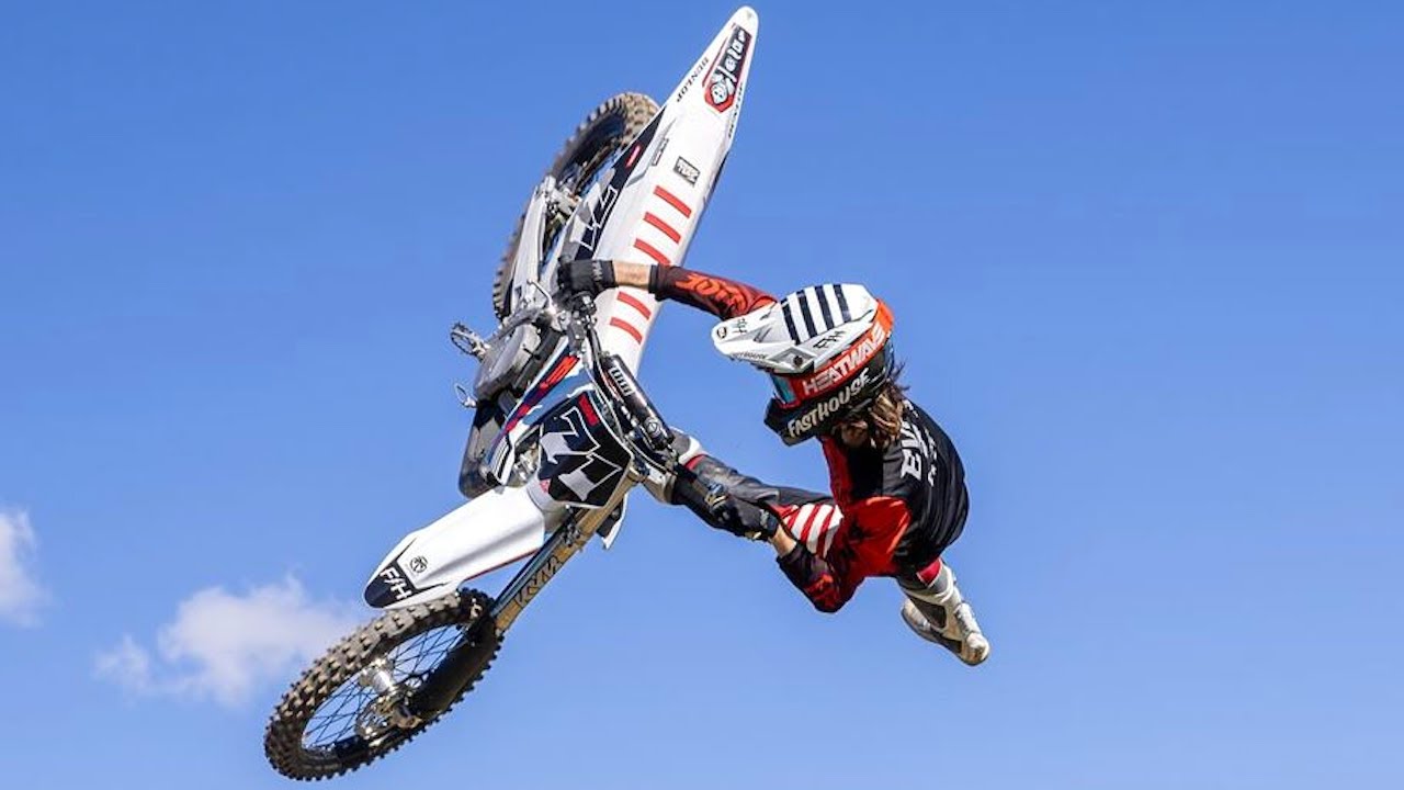Motocross Whip Contest