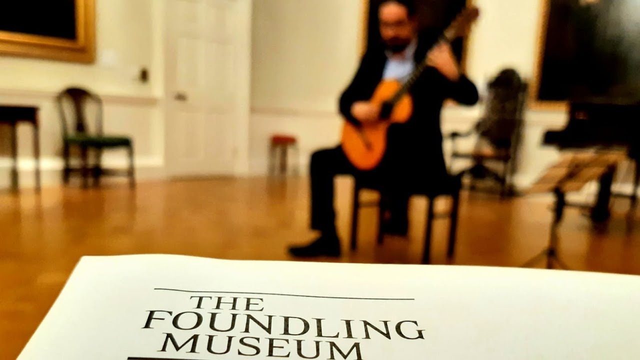 Davide Sciacca plays Studio Milonga (Roberto Di Marino, 1998) - YouTube