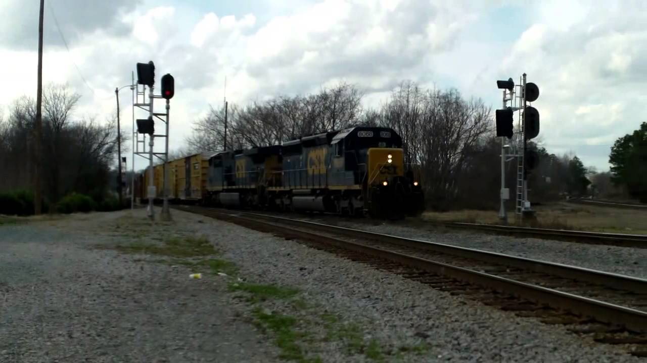 CSX F962-13 at South End Monroe - YouTube